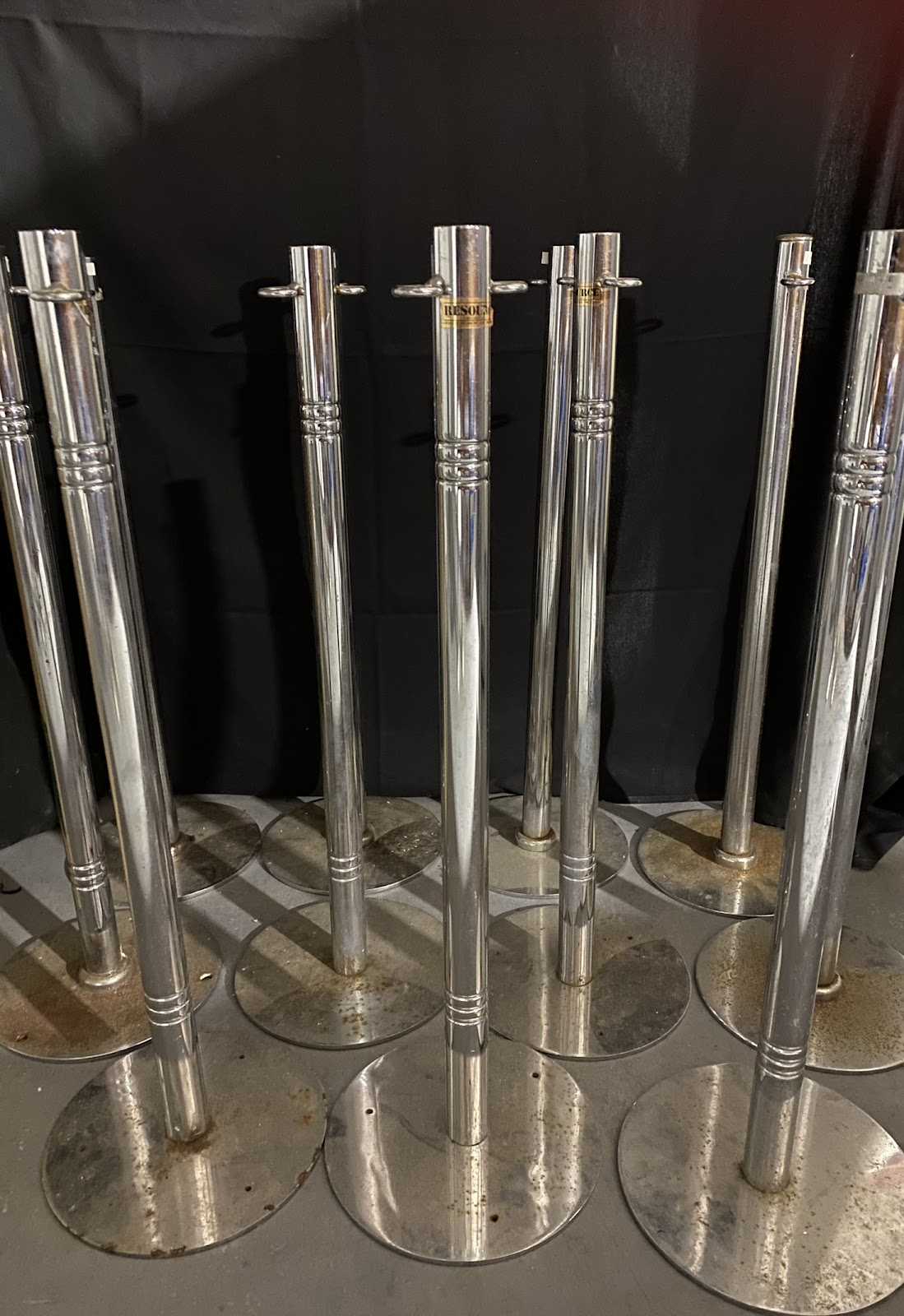 Silver Bollards | AirAuctioneer