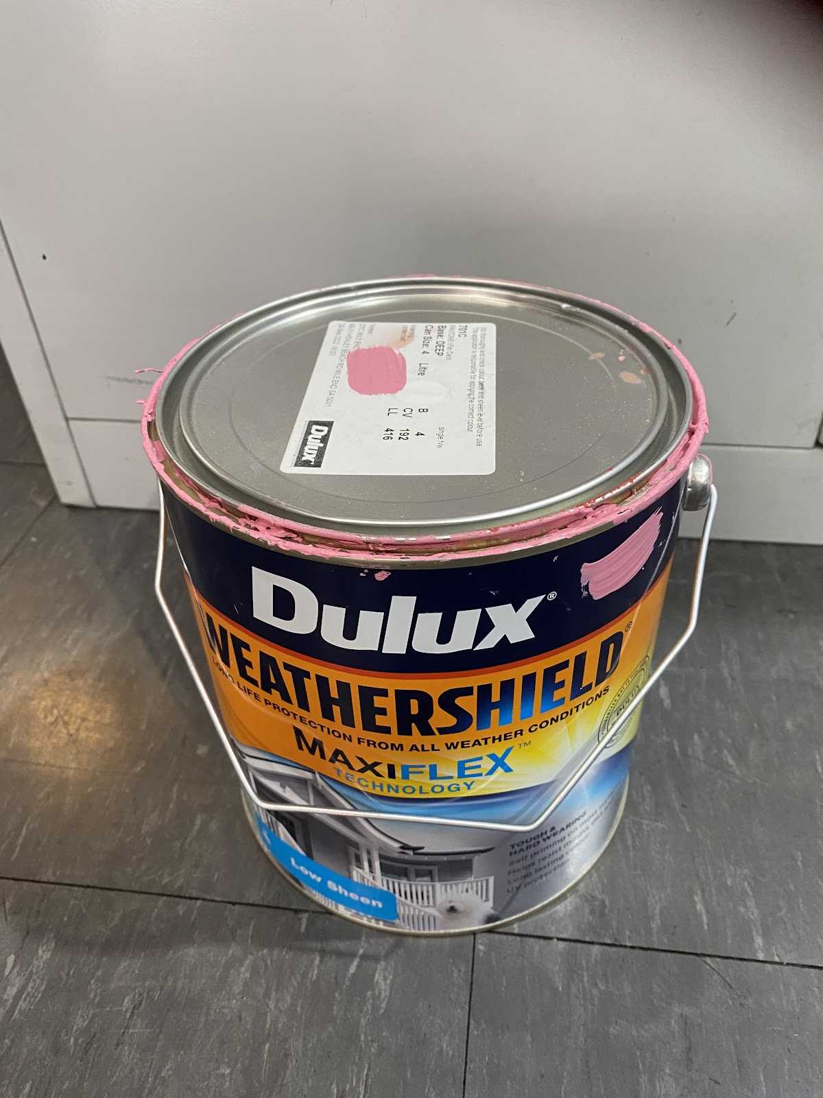 Dulux Pantone 701C Pink Paint - 4L | AirAuctioneer