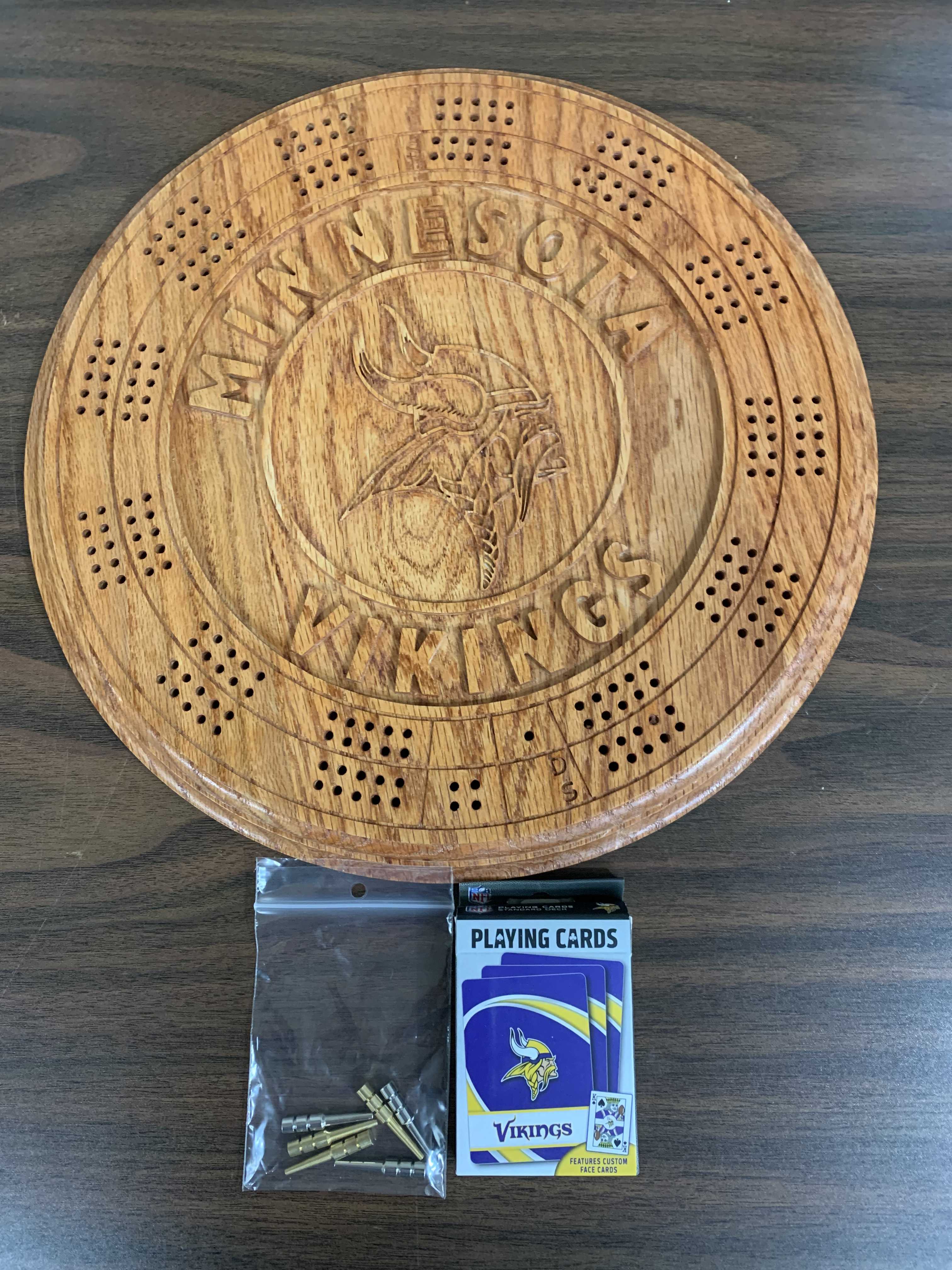 Minnesota Vikings Cribbage Board | AirAuctioneer