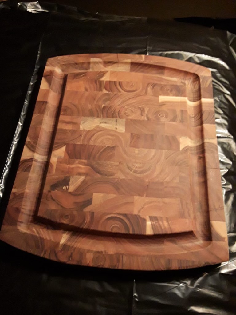 Hand Carved Wooden Tray | AirAuctioneer