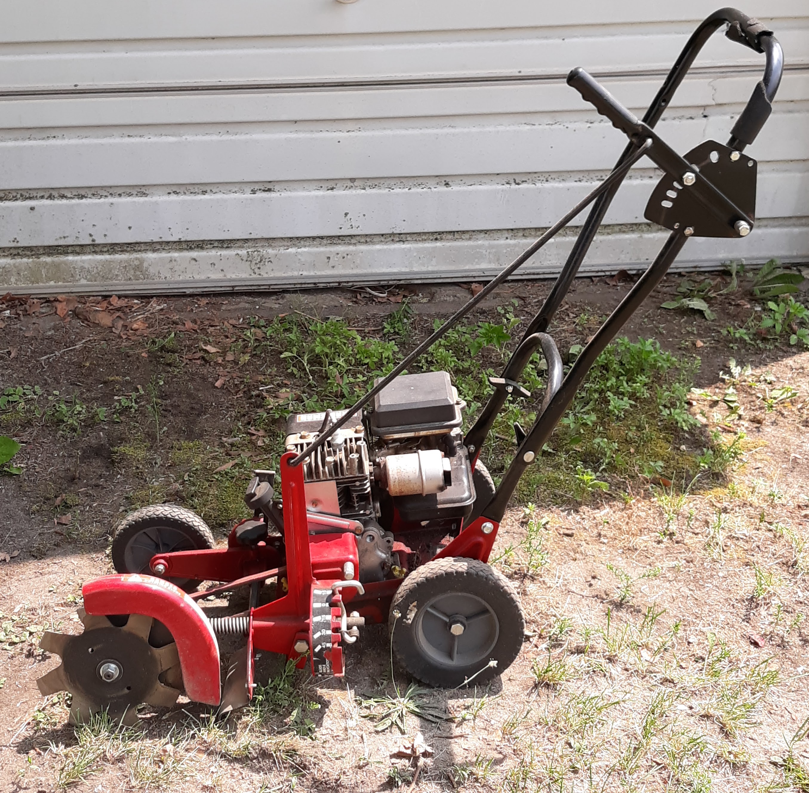 Craftsman Lawn Edger/Trimmer | AirAuctioneer