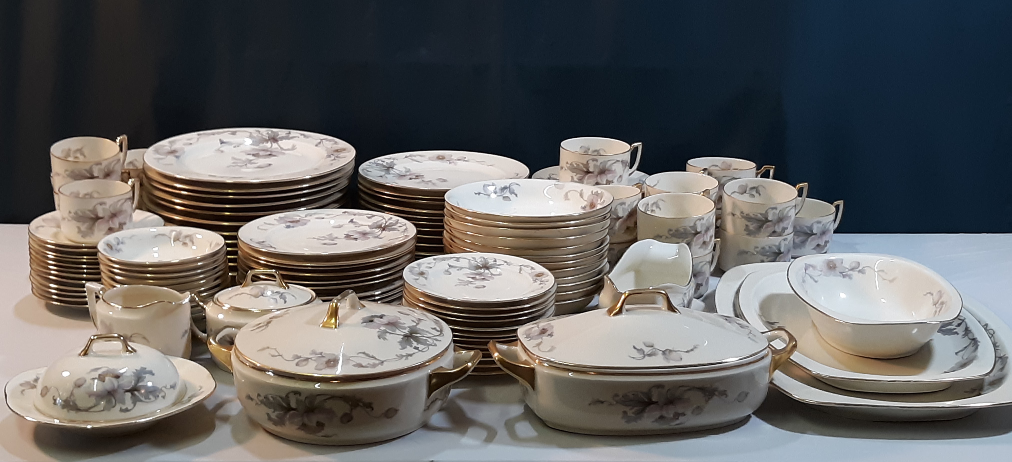 Set of Czechoslovakia Epiag Pastelle China | AirAuctioneer