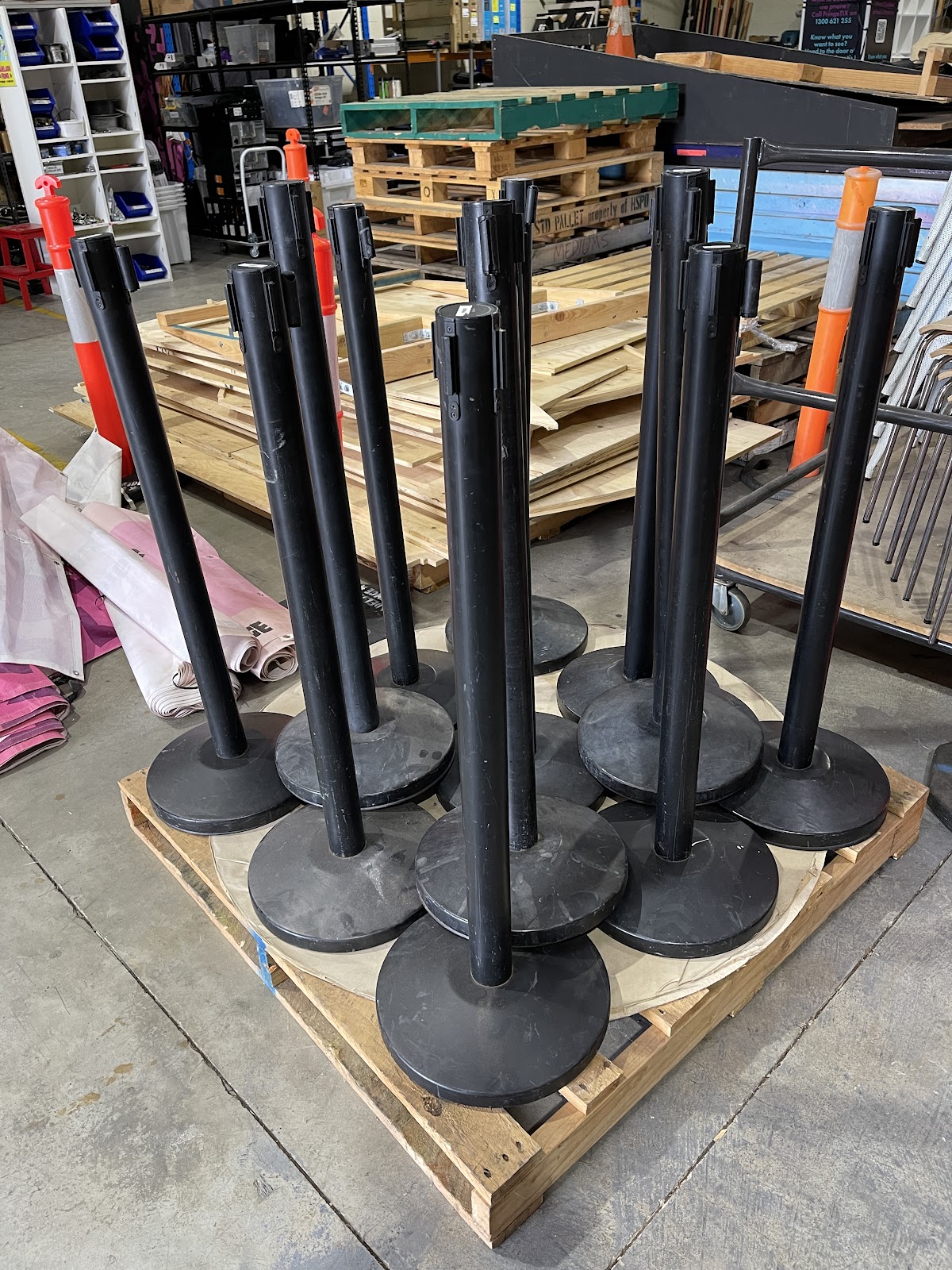 Tensa Barrier + Base - Black + 2 x extra tops | AirAuctioneer