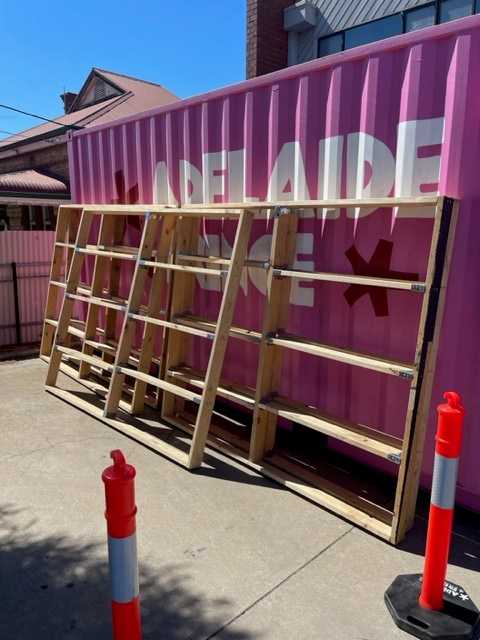 Ramp Frame - 2000 x 2400 | AirAuctioneer