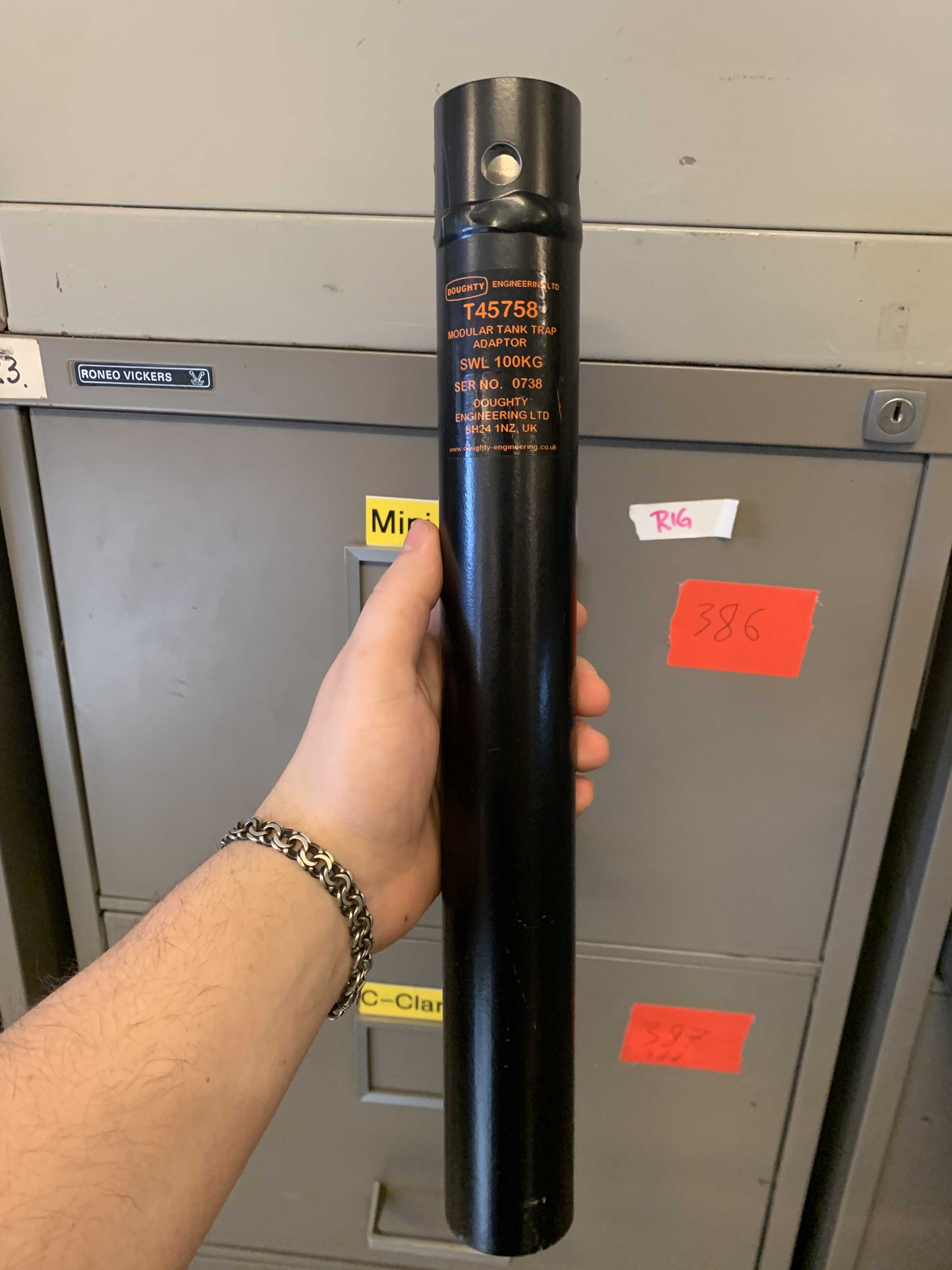 Doughty T45758 Modular Rigging Tank Trap Adaptors 8pcs | AirAuctioneer