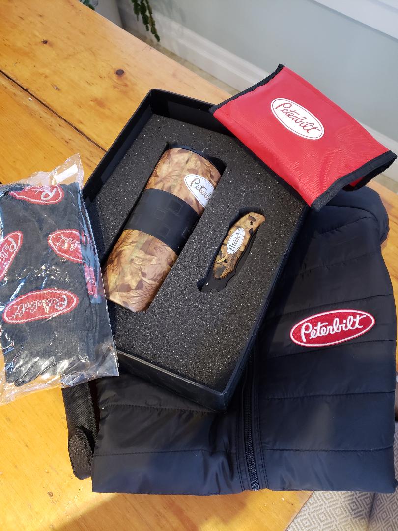 Peterbilt Gift Pack #1 | AirAuctioneer