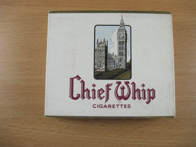 20 Chief Whip Cigarettes by Ardath c.1940 - With contents - [np11 ...