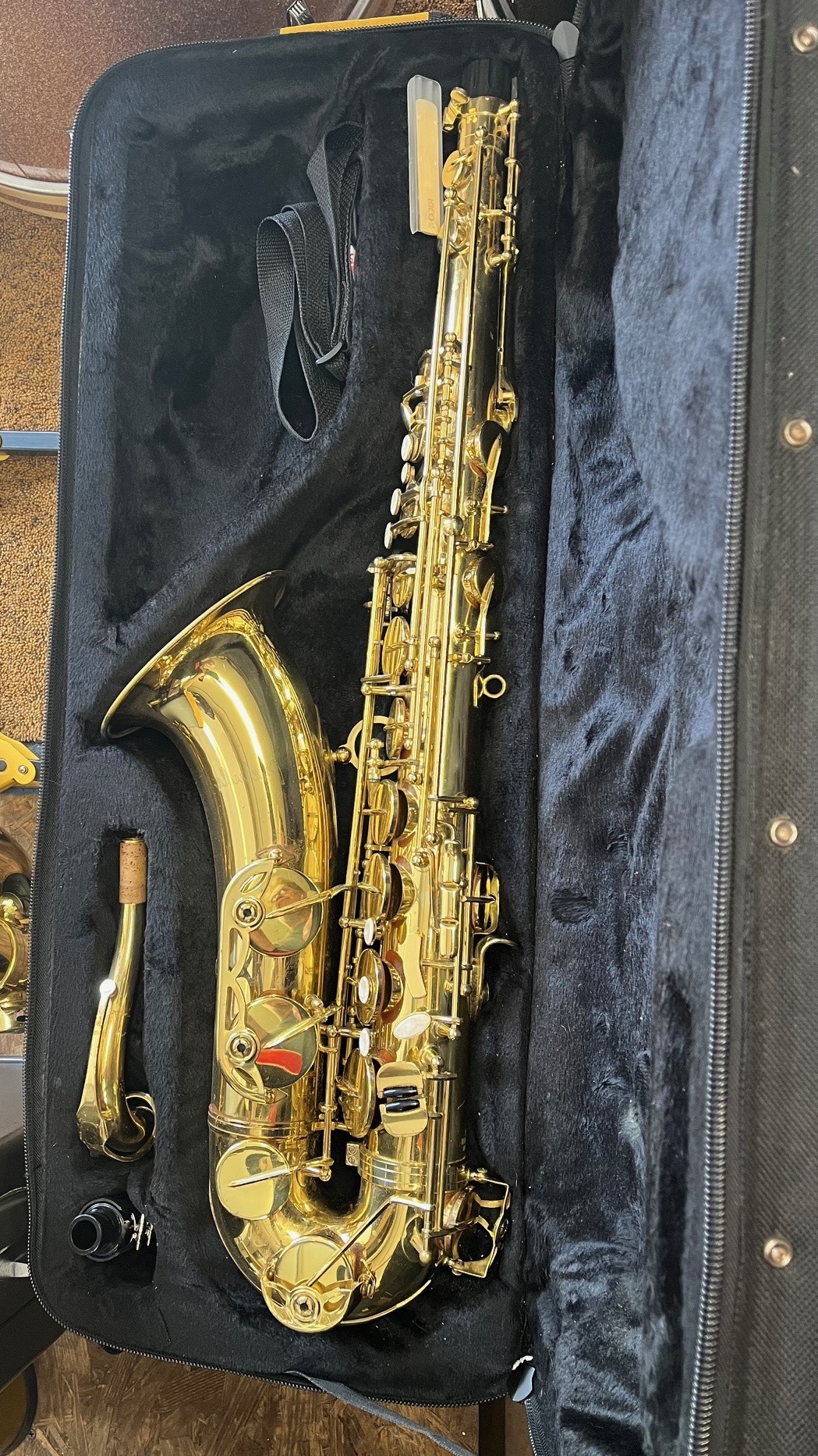 Prelude Tenor saxophone | AirAuctioneer