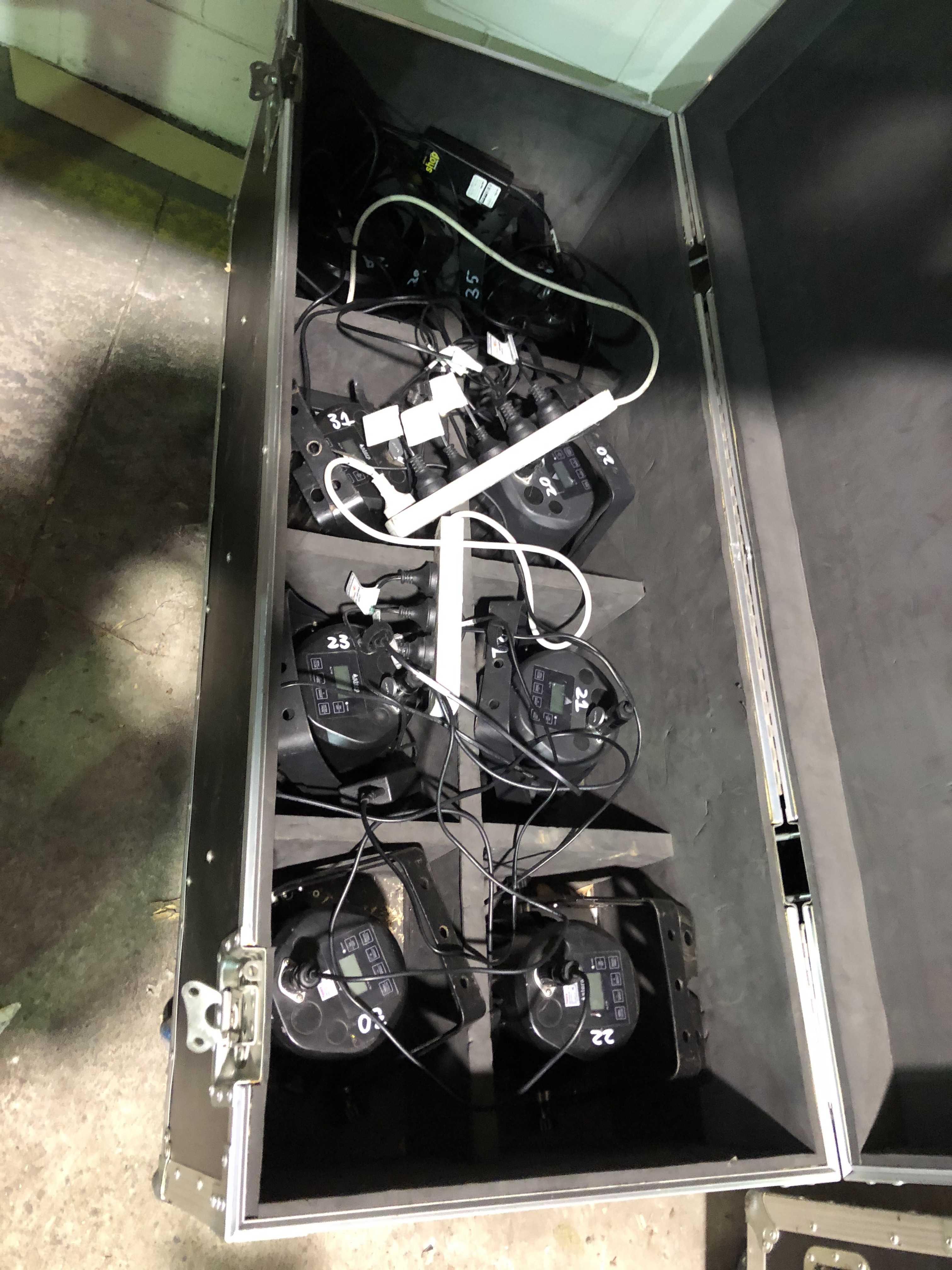 12 x Astera LED Lights | AirAuctioneer