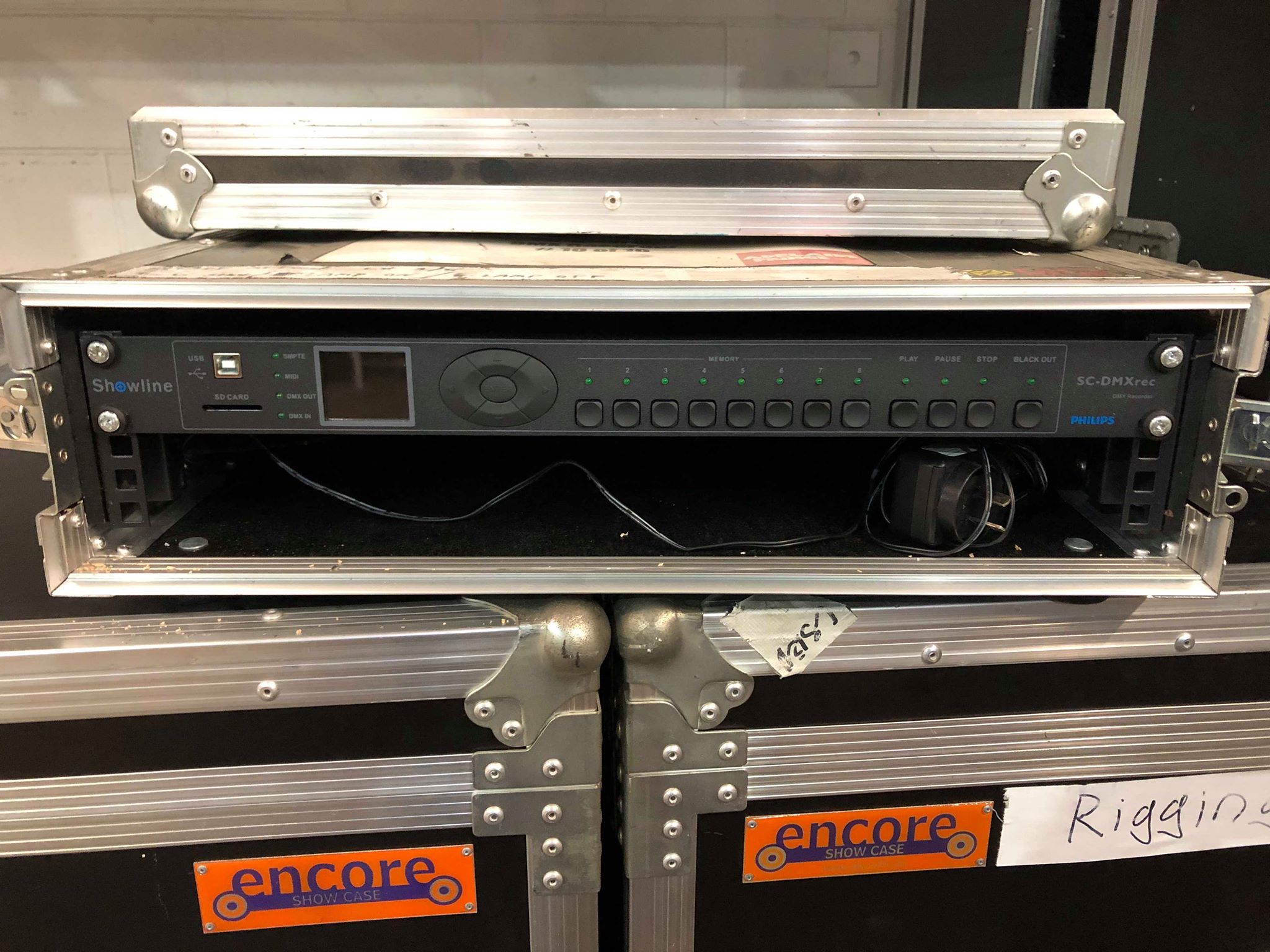 1 x Showline DMX recorder | AirAuctioneer