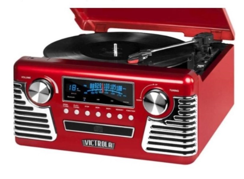 Retro Turntable for Vinyl, CD, and bluetooth! | AirAuctioneer