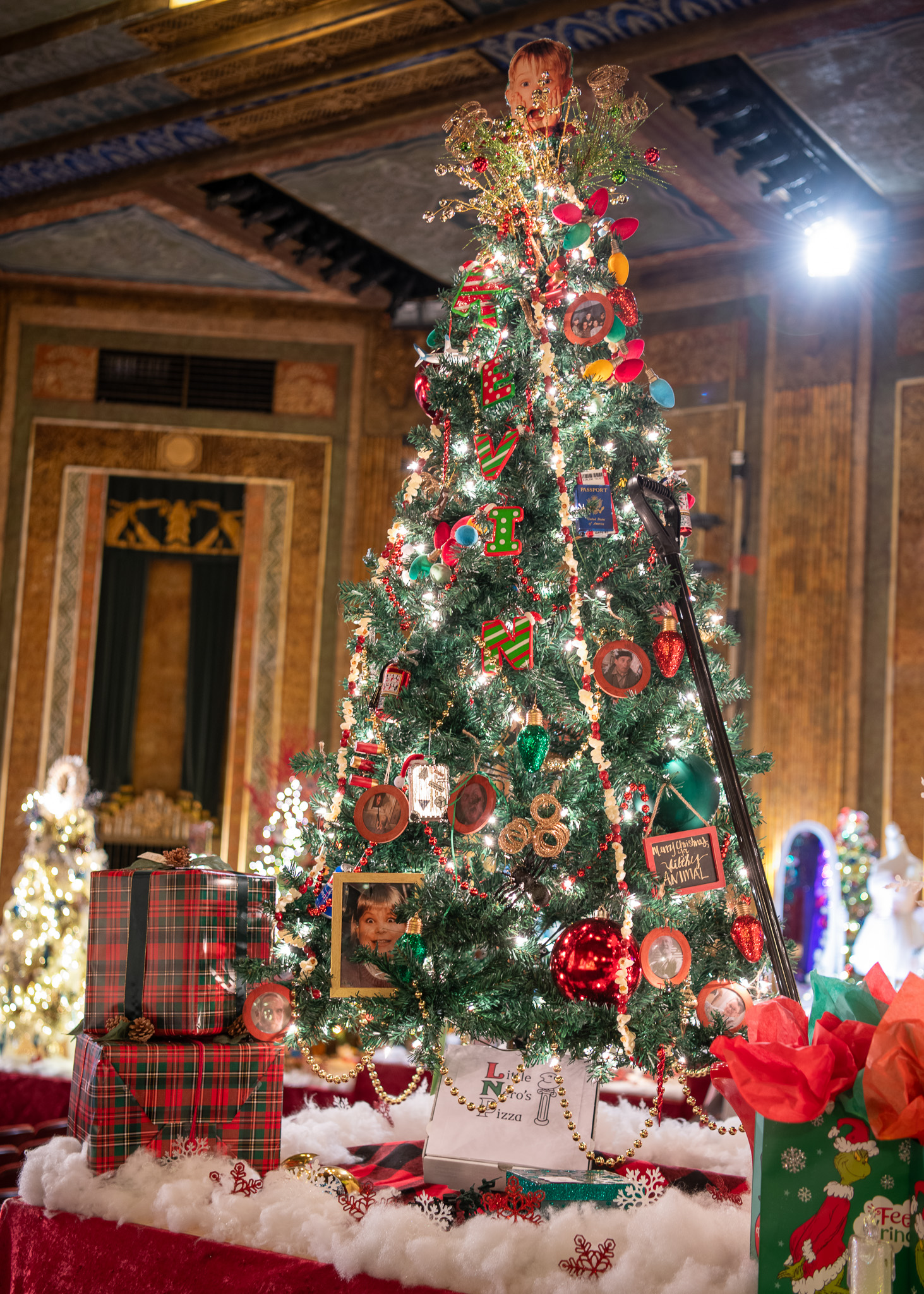 Large Tree 306 - Filthy Animal | AirAuctioneer